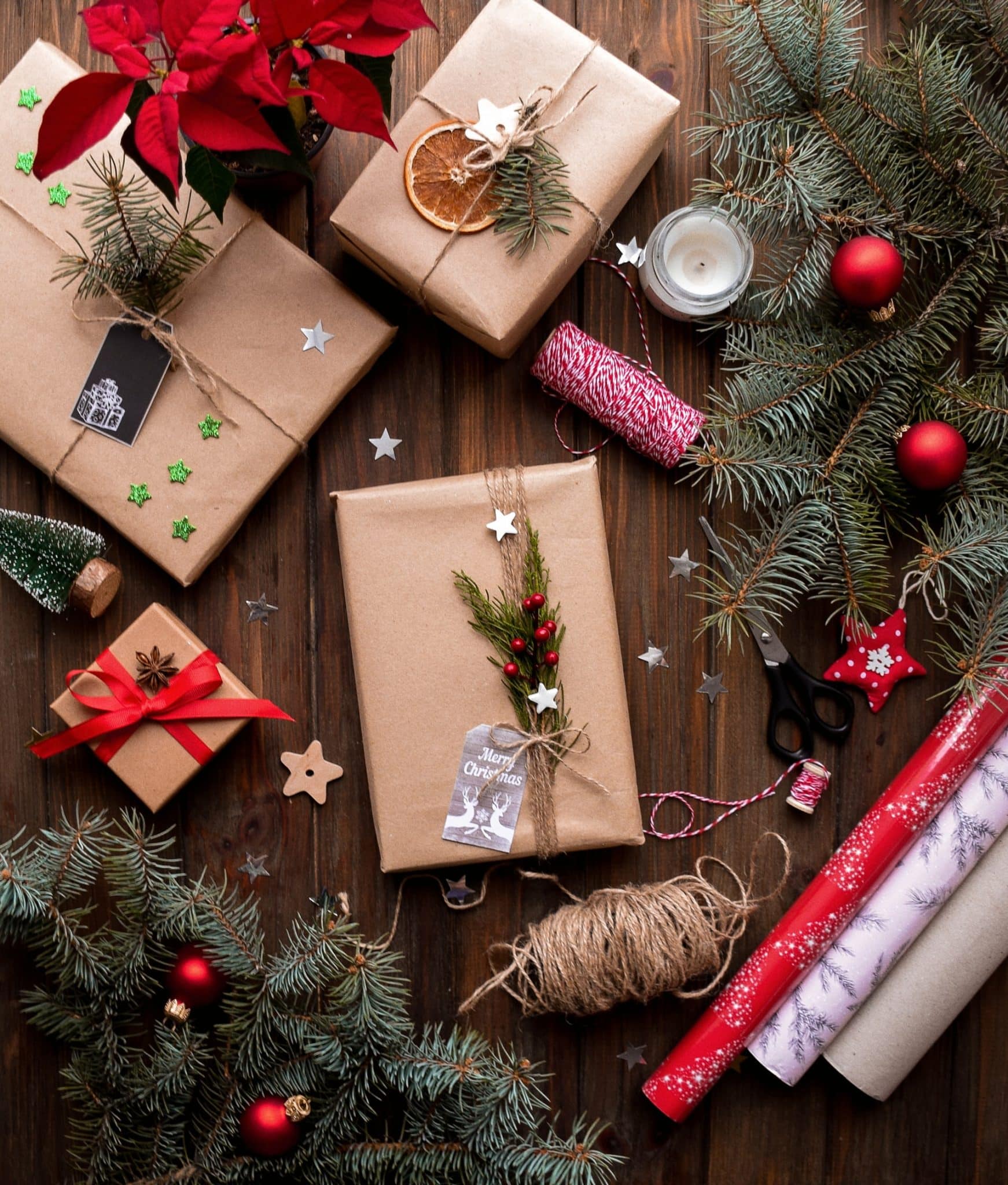 4 étapes pour emballer un cadeau de Noël facilement